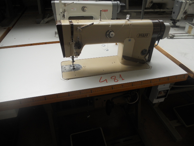1 needle lockstitch with needle feed : Pfaff 481-900